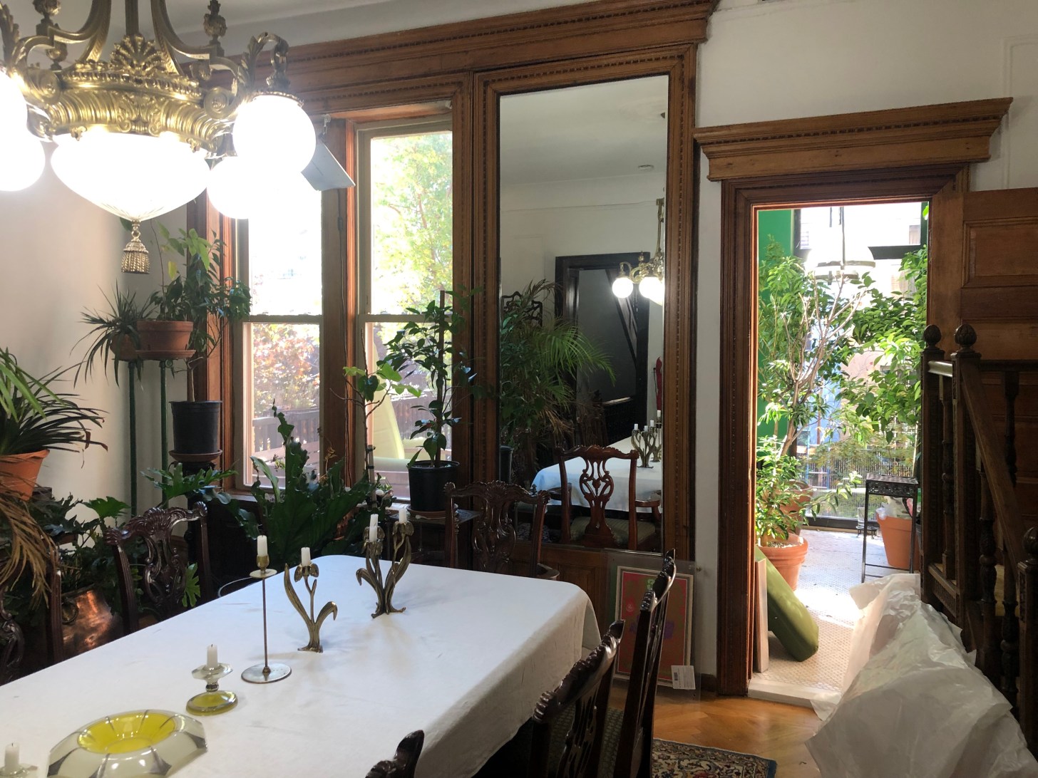 Houdini NYC House Interior: Part Two – THE DOUG HENNING PROJECT
